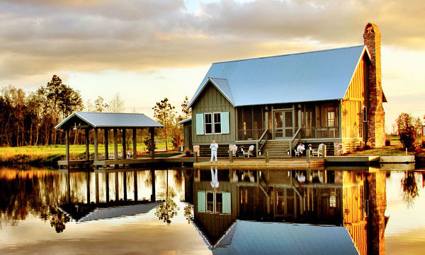 A one-of-a-kind gated lake community